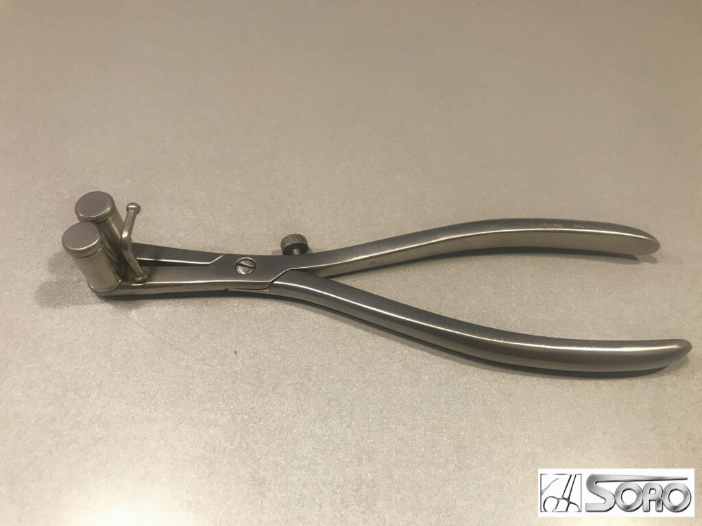 PINZA A RODILLOS DE 20 cm PARA TUBULADURA DE BOLSAS – Soro